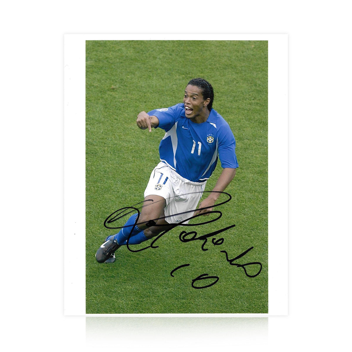 Ronaldinho Signed 10x8 Photo – The Collectors Corner