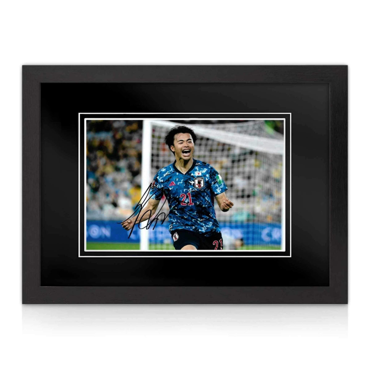 Kaoru Mitoma Signed A4 – The Collectors Corner