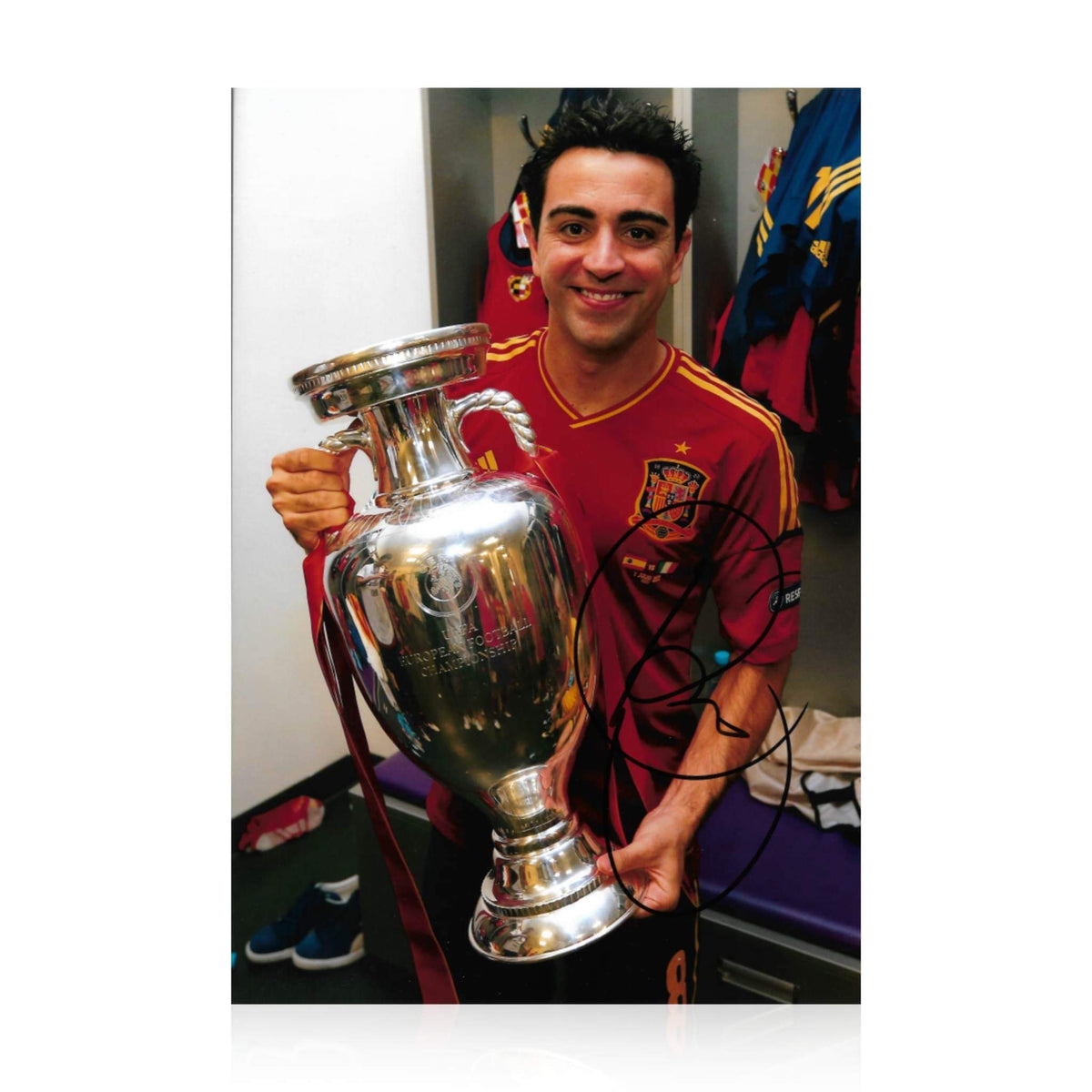 Xavi Signed 12x8 Photo – The Collectors Corner