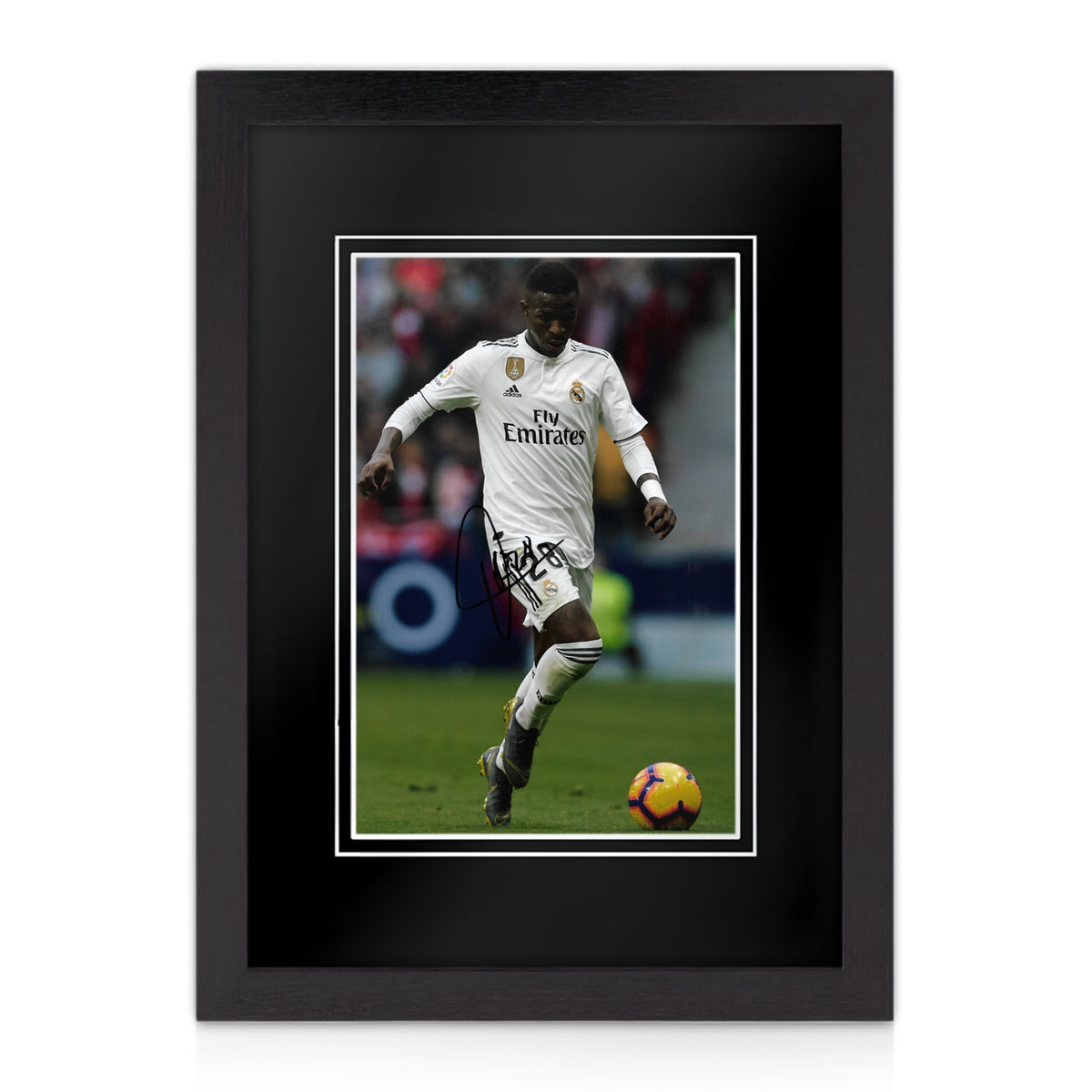 Vinicius Jr Signed 12x8 Photo – The Collectors Corner