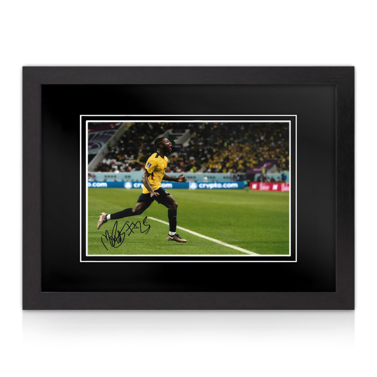 Moisés Caicedo Signed A4 – The Collectors Corner