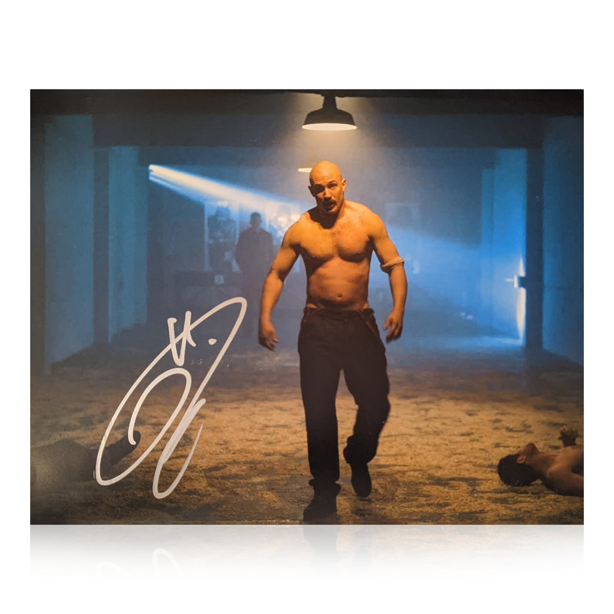 Tom Hardy Signed 10x8 – The Collectors Corner