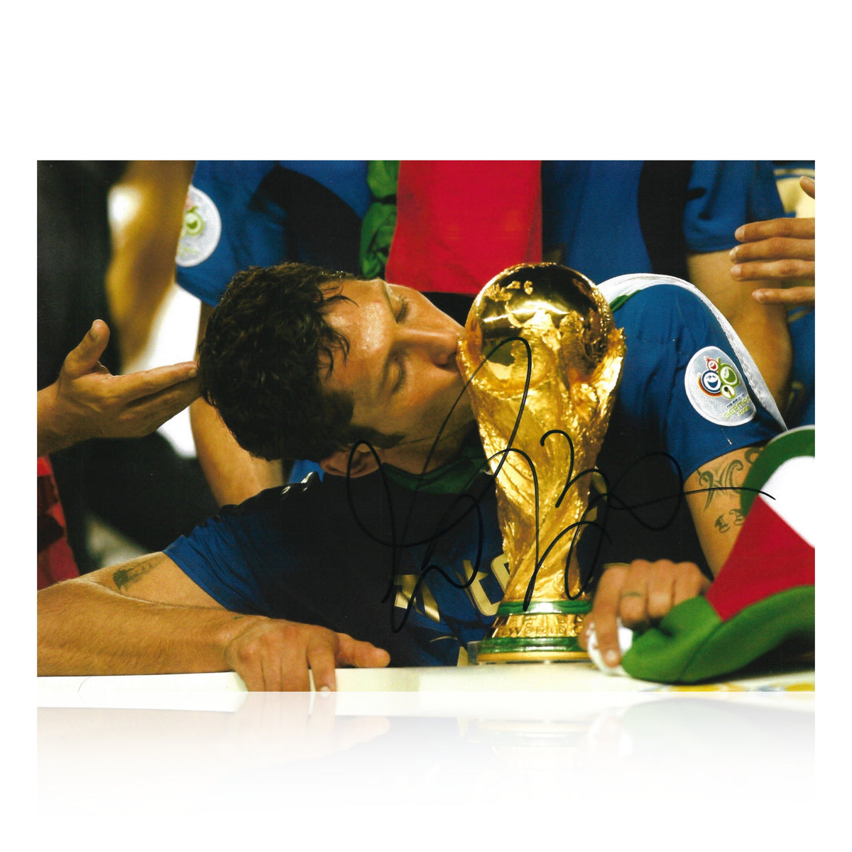 Marco Materazzi Signed 12x8 Photo – The Collectors Corner